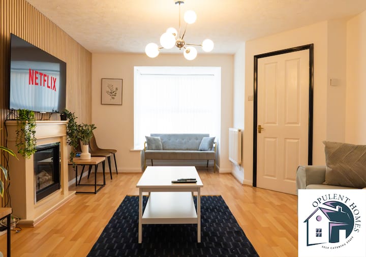 Detached 4 Bed | Modern Contractor Pad | Reading - Reading