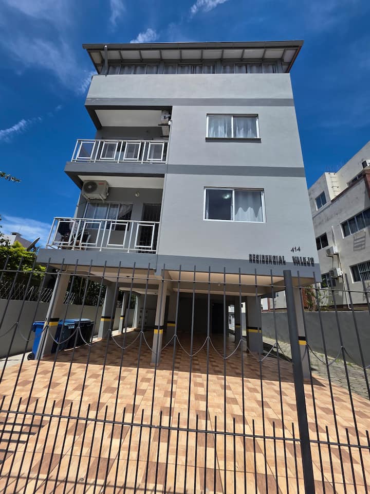 Apartamento A 400 M Del Mar En Canasvieiras - Florianópolis