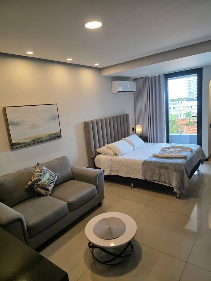 Depto - Balcón / Piscina / Co-work / Gym - Bolivia