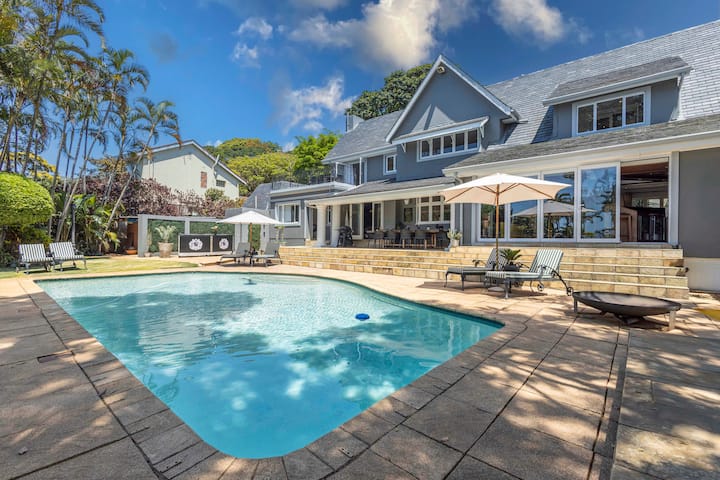 Magnificent Family Home In Upmarket Durban North - Durban