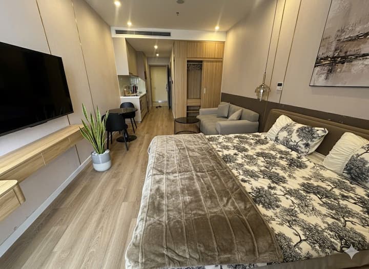 Căn Hộ Icon40 Mới, Sạch Sẽ , Giá Rẻ - Hạ Long