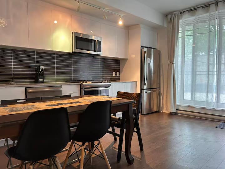 2bdrs@central Of Dt,2 Metro Lines, Gym, Concordia - LaSalle