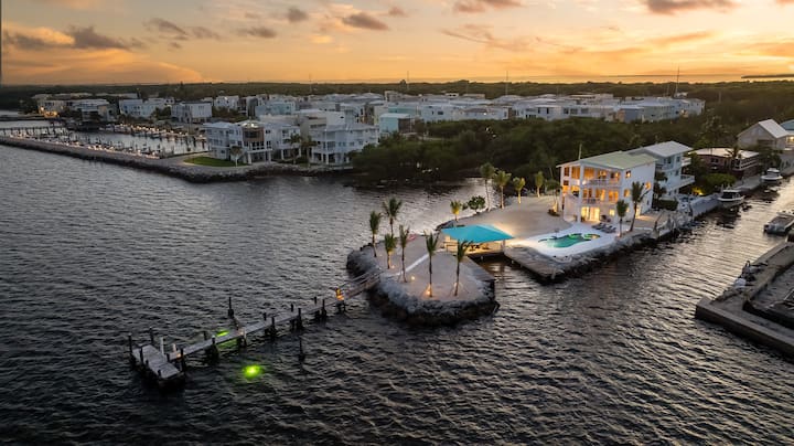 Feel Like Your On Own Private Island - Key Largo, FL