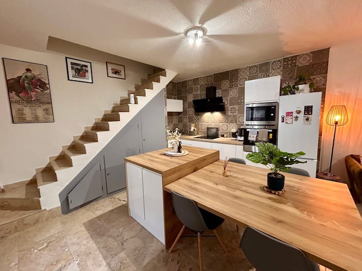 Appartement Pour 2 Avec Parking Privatisé - Beaucaire