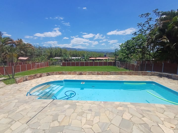 Chácara Com Linda Vista E Piscina - Taubaté