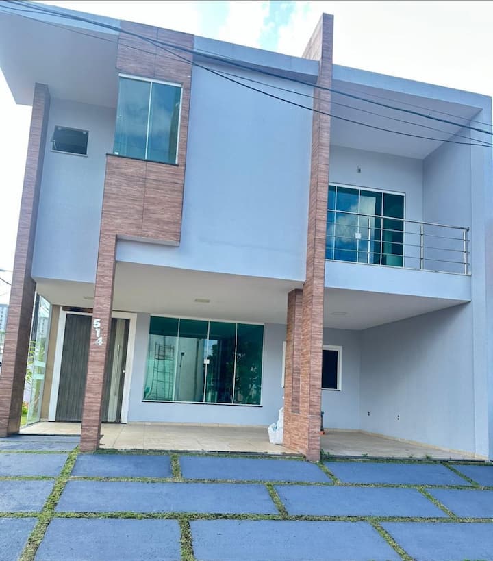 Casa Ampla Em Condomínio Fechado Com Aréa De Lazer - Belém