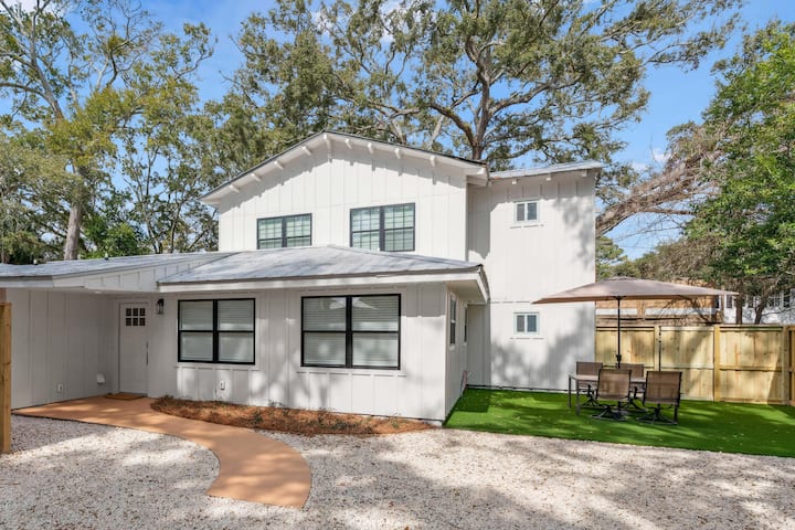 Island Collective - Jekyll Island, GA