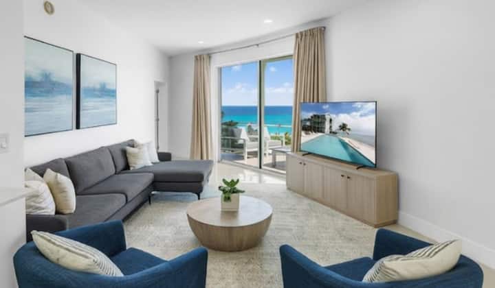 Panoramic Views - Luxury Ocean Front Family Escape - Cayman Islands