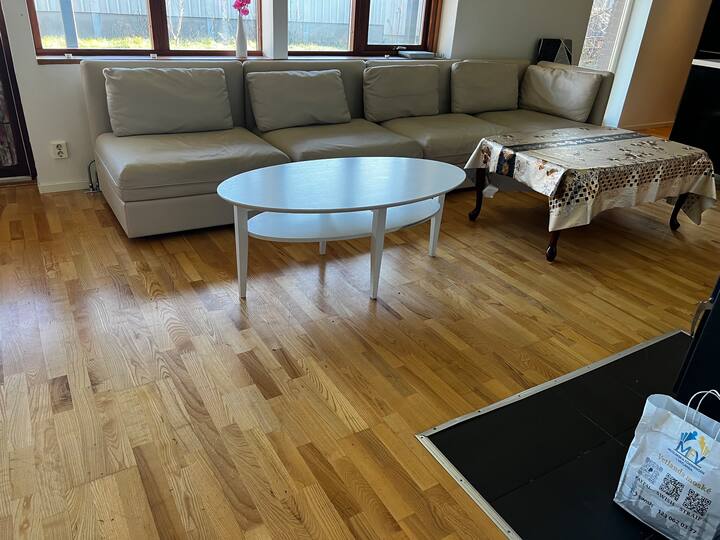 Välkommen Till Essas Hus Och Bo I Stora Lägenheten - Grums