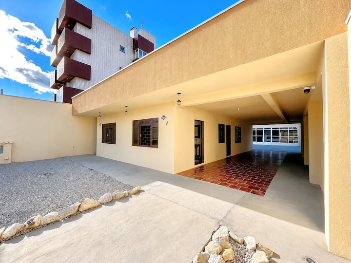Casa Térrea E Ampla, A 30m Da Praia. - Matinhos