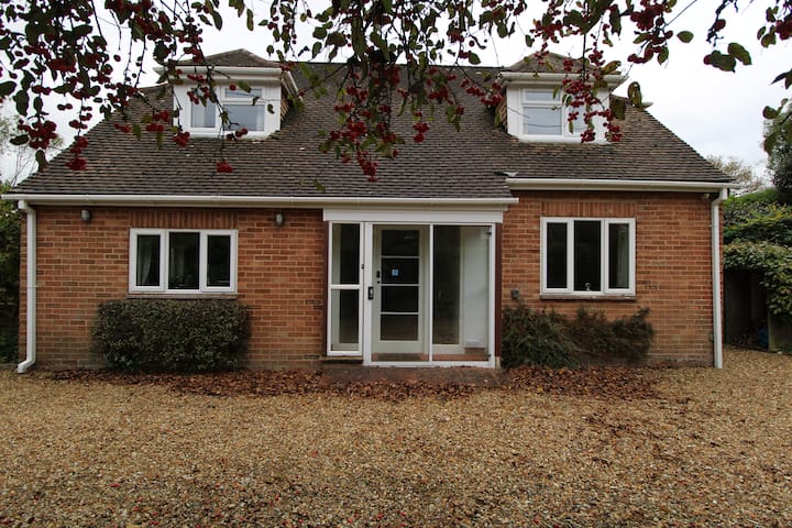 Cherry Tree Cottage In The New Forest - Brockenhurst