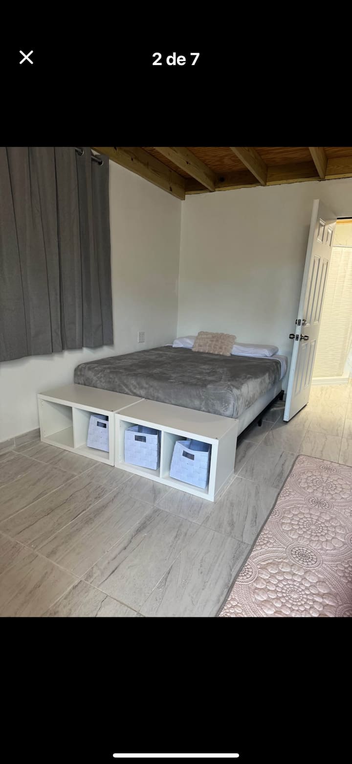 Gamber Apt - Christmas, FL