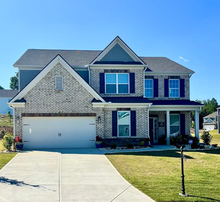 Luxury 4br • 4ba Modern Home | Peaceful Retreat - Cumming, GA