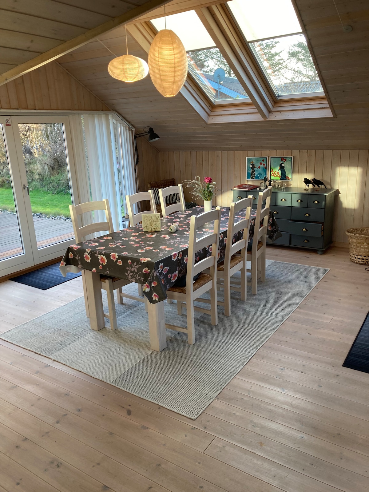 Gemütliches Ferienhaus an einem schönen Strand - Häuser zur Miete in ...