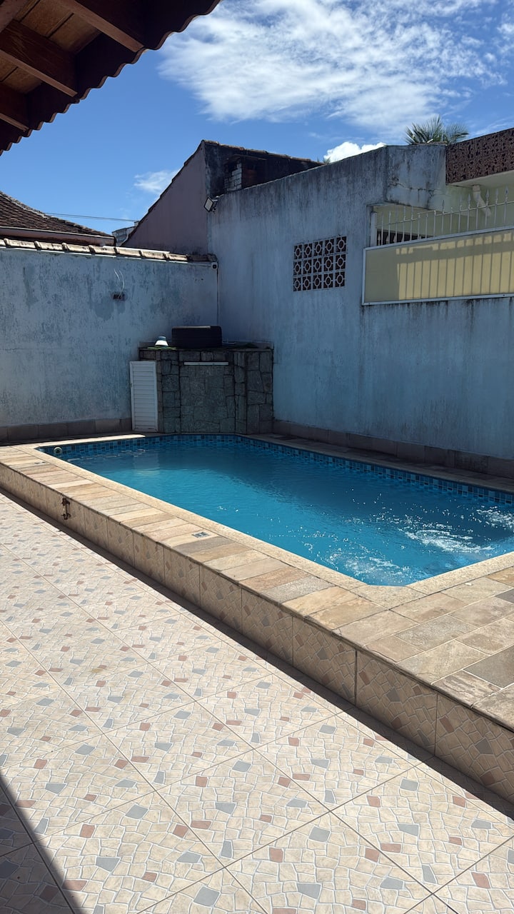 Casa Para Temporada Acomoda 15 Pessoas - Praia Grande