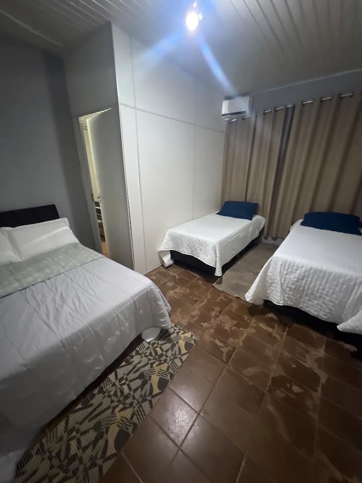 Hospedagem Para Empresa, No Centro De Sinop - Sinop