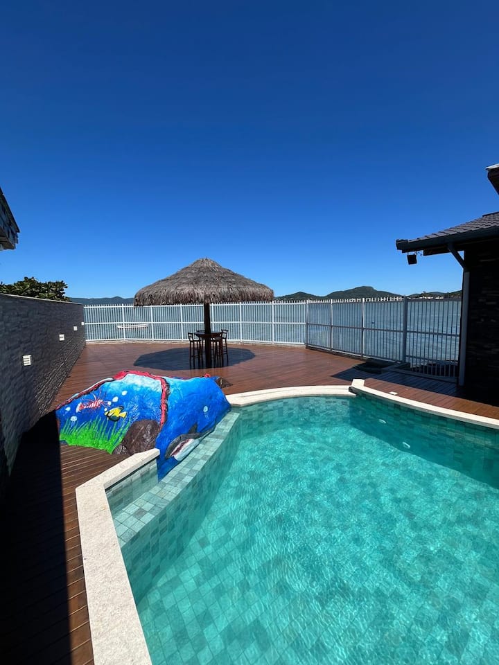 Acorde Com O Som Das Ondas, O Mar é Seu Quintal. - Palhoça