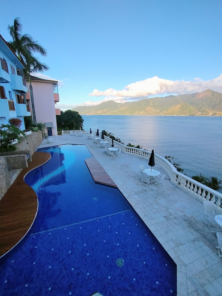 Apto Frente Para O Mar C/ Vista Da Ilha Bela - Ilhabela