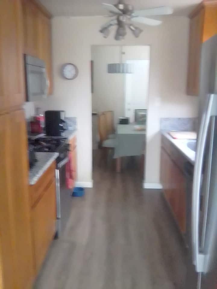 Comfortable Home - Sacramento, CA