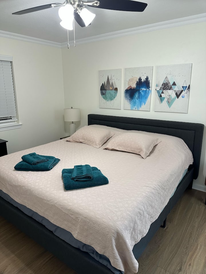 2 Beds/2baths Apt. In Energy Corridor / I-10 - Memorial - Houston