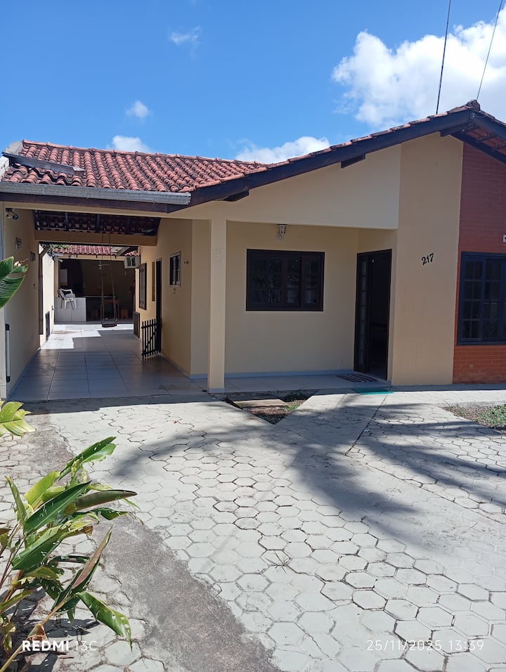 Casa 200m Do Mar - Itapoá