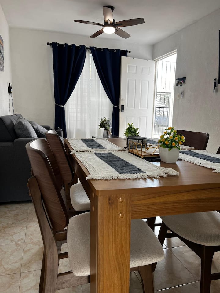 Feel At Home | Close To The Plaza, Shops And The Beach - Yucatan
