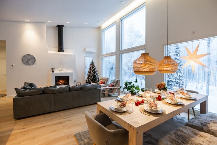 Villa Lumossa -Lakeside Luxury With Unique Privacy - Rovaniemi