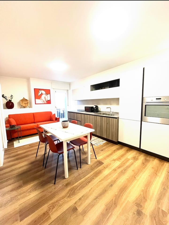 Appartamento Moderno E Luminoso, Comodo Ai Servizi - Cavalese