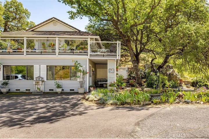 Morro Canyon Hideaway Guest House - Santa Margarita, CA