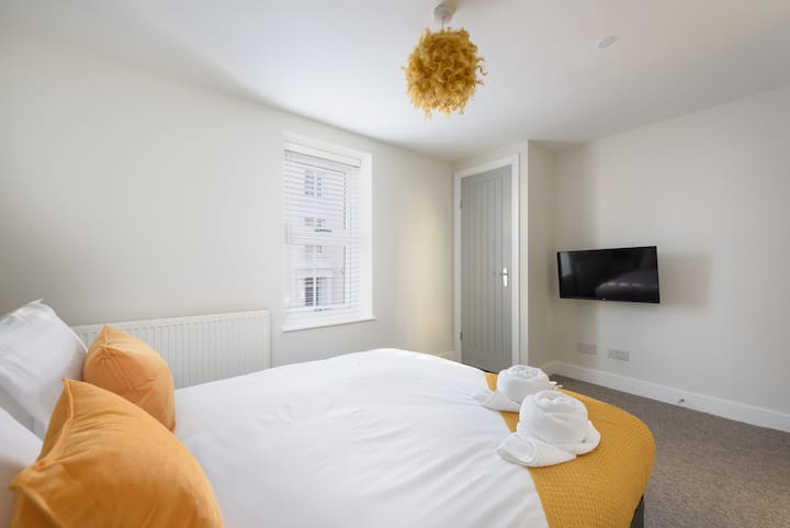 Large 4-bedroom House In Banbury - Banbury