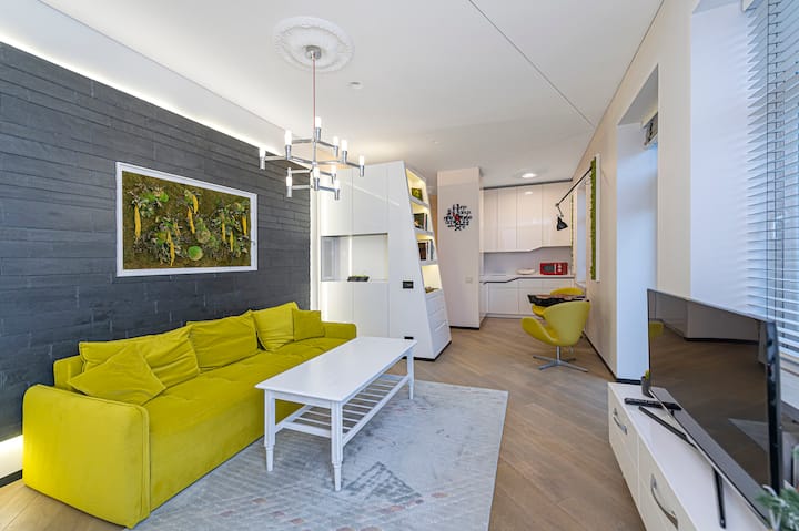 Modern White Moss Apartment Kaunas Center - Kaunas