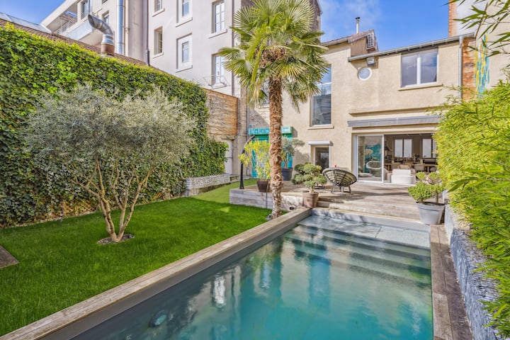 Maison D’exception Au Coeur De Lyon Avec Piscine - Lyon