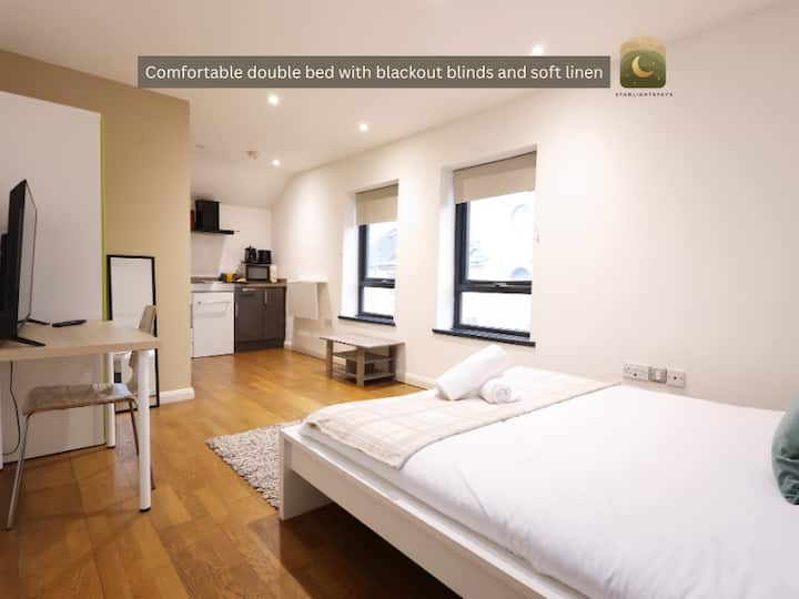 Centralhub1 1bd Studio | Contractor & Travelers - Cardiff