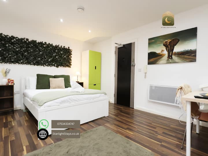 Centralhub1 1bd Studio | Contractor & Travelers - Cardiff