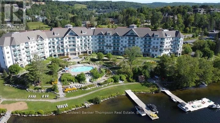 Gorgeous 1 Br Lake Resort Condo Near Ski Hill - Huntsville