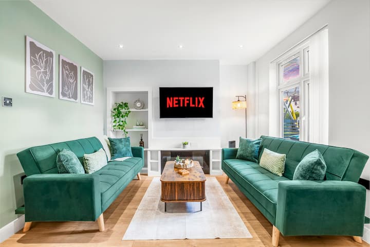 3 Bed & Free Parking | 15 Min Tottenham Stadium - Cockfosters