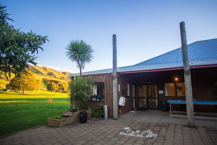 Pukeko Lodge – Family & Friends Stay - Brightwater