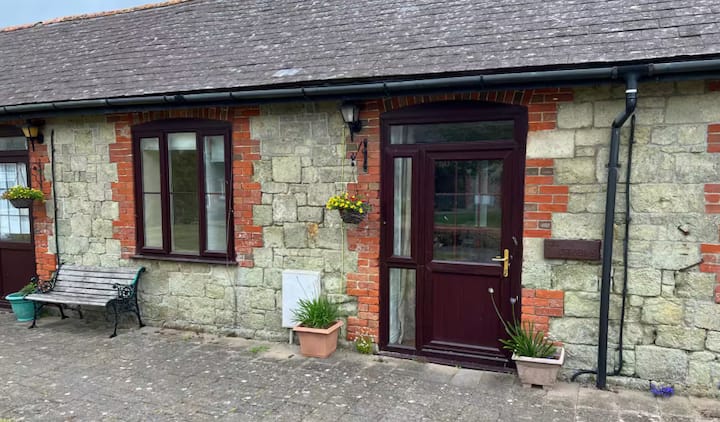 The Stables - Shaftesbury