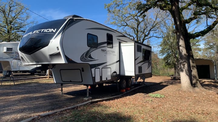 Cozy & Chic Rv Getaway - Longview, TX
