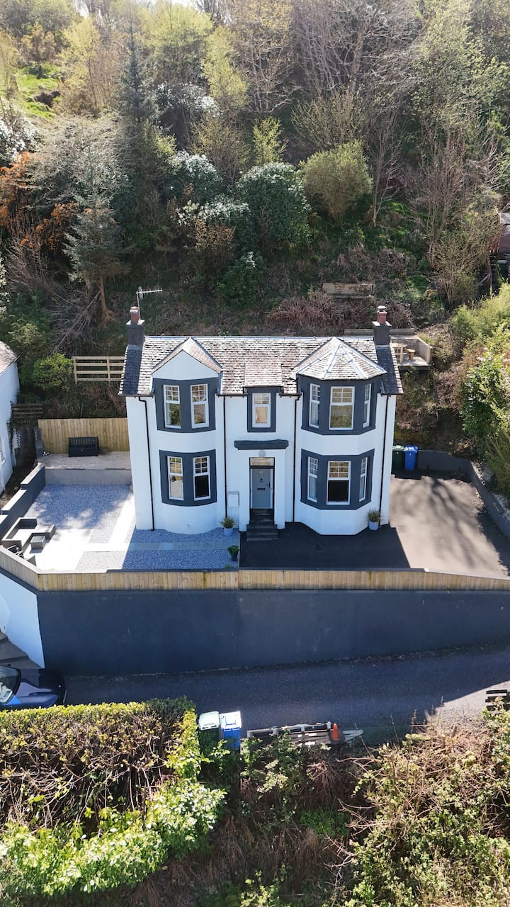 Ben Bhan Holiday Home With Town And Sea View. - Oban