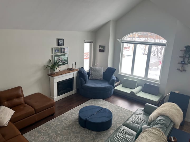 Takhini Home (Close To City Centre) - Whitehorse, Canada