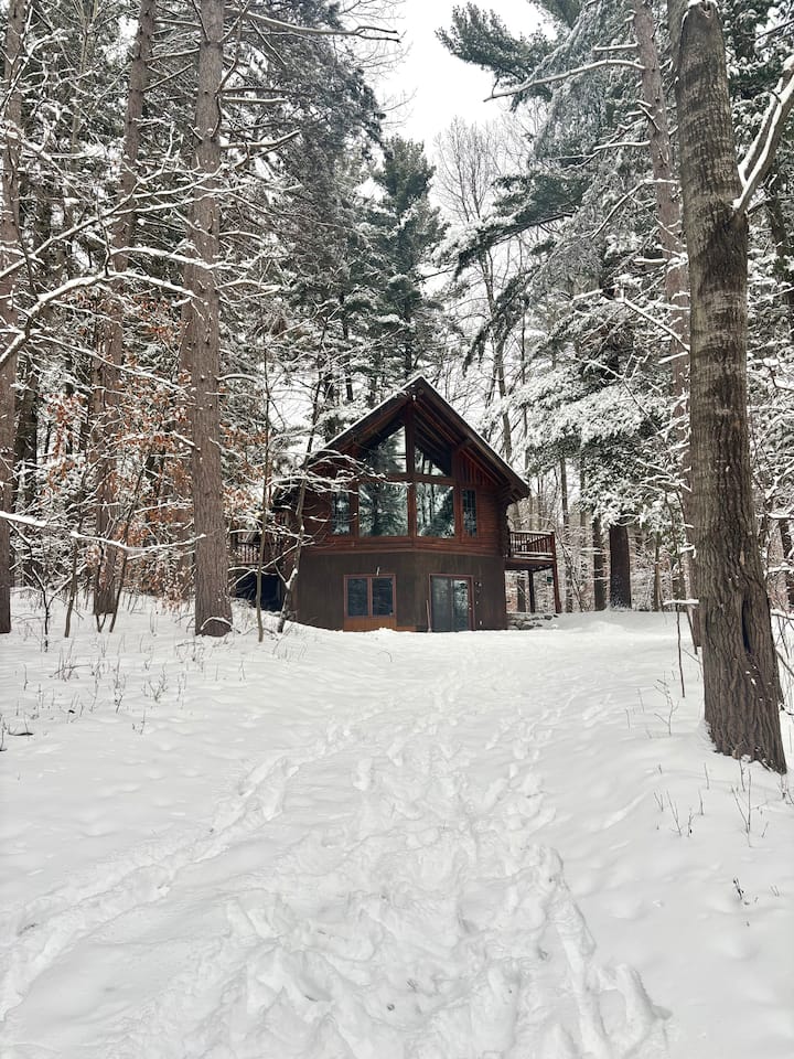 Cottage In The Woods With Brook & Wooded Trails. - Skogman Lake, MN