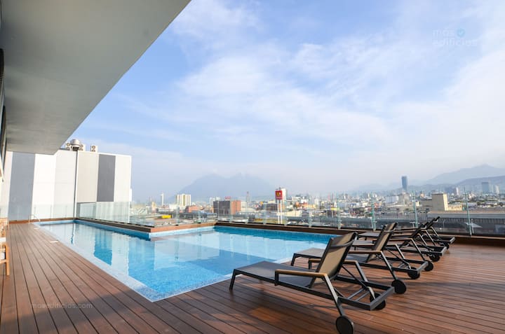 ¡Luxury In Centro! Gym, Parking & Pool - 6 People - Monterrey