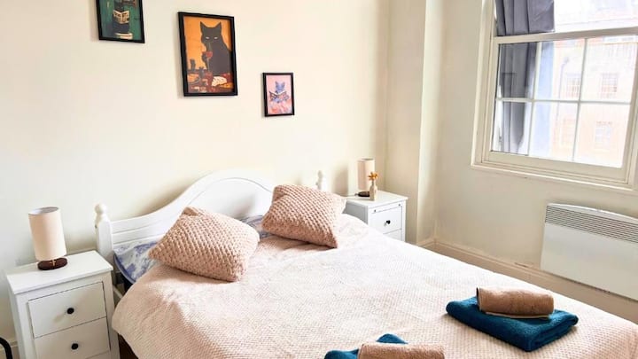 Urban Vault – Cabot Circus Bristol - Bristol