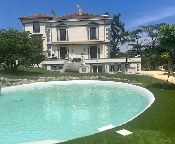 Maison Bourgeoise & Spa – 20 Pers - Saint-Chamond