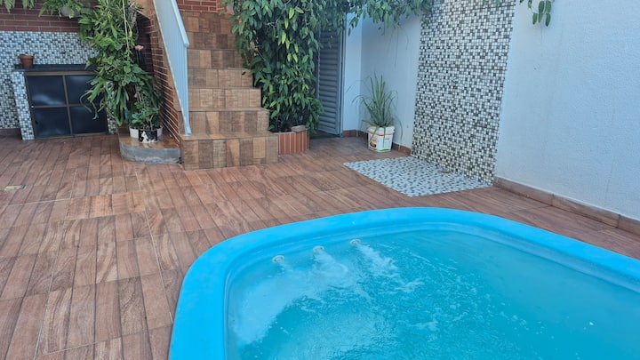 Casa Familiar Com Piscina - Foz do Iguaçu