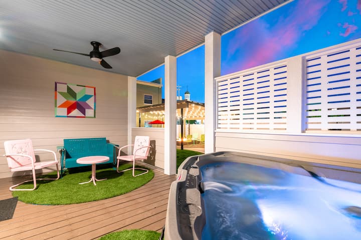 1br Hot Tub Suite  Butterfly - Sevierville, TN