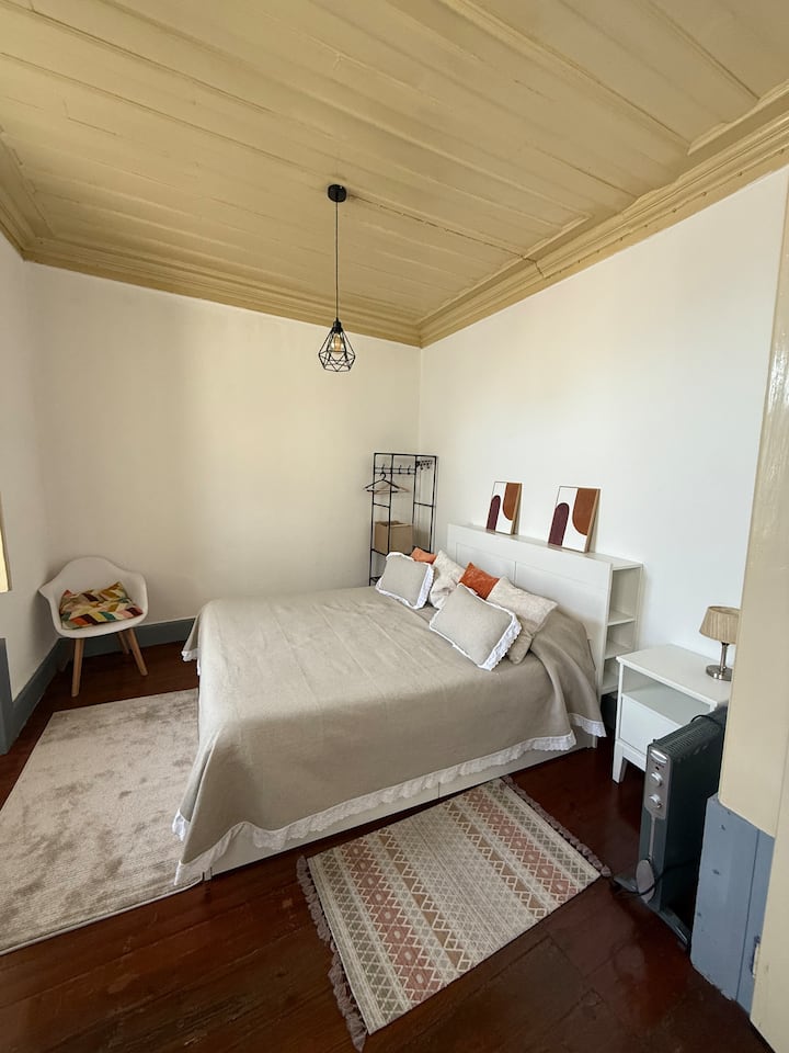 Louzanook - Casa Miguel Bombarda Ap2 - Lousã