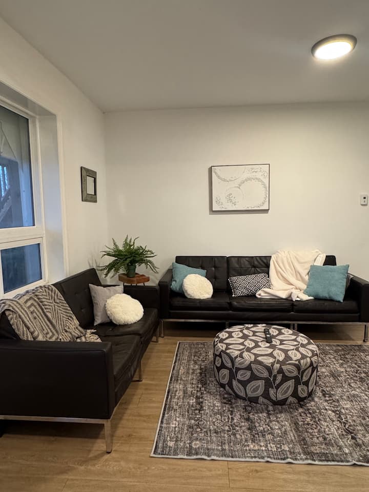 Chic 2-bd Retreat Near Downtown & Uwo - Londres