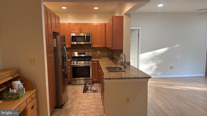 Very Clean , Very Good Location - Manassas, VA